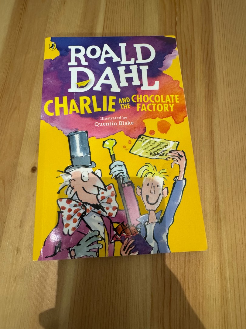 Roald Dahl's Charlie and the Chocolate Factory book, Hobbies & Toys ...