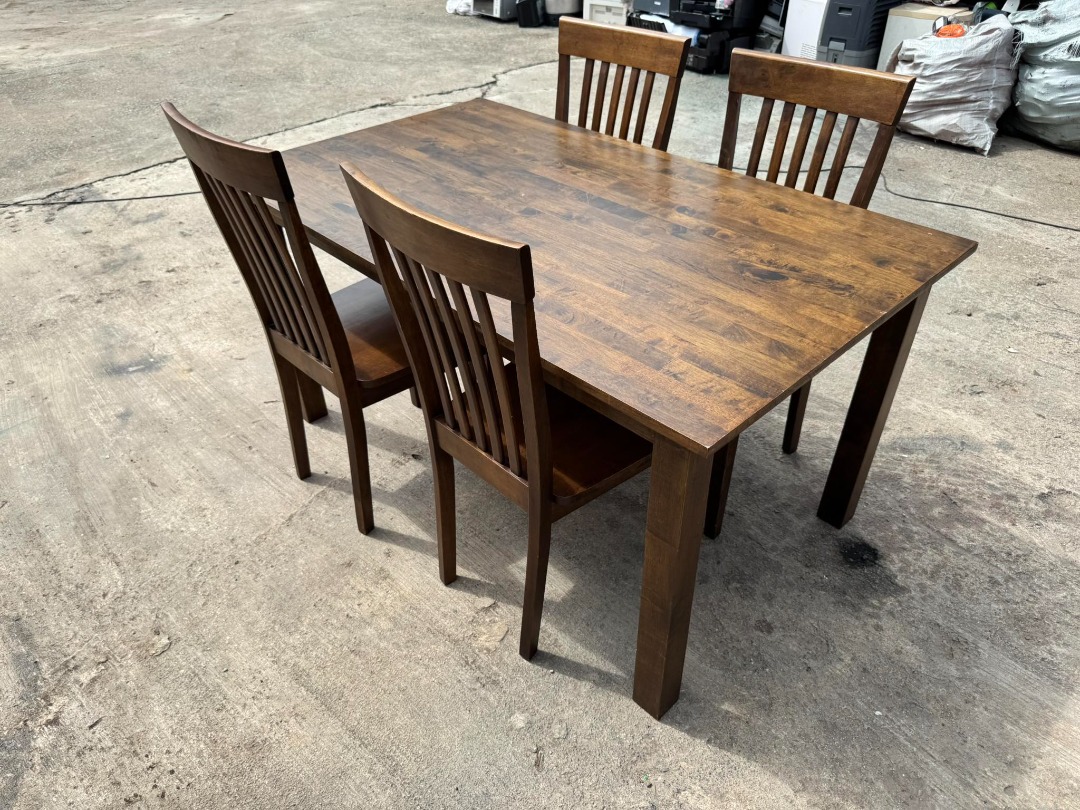 [Set] 5x3ft Solid Dining Table Meja Makan + 4 Chairs Kerusi, Furniture ...
