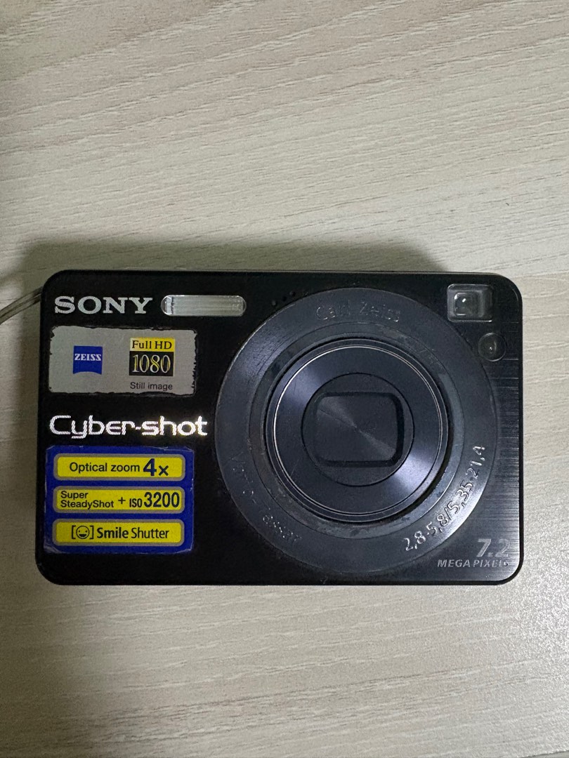 Sony digi cam, Photography, Cameras on Carousell