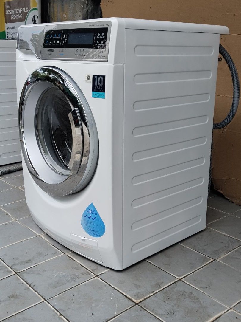 Used Electrolux inverter front load hot washer 11.0kg, washing machine ...