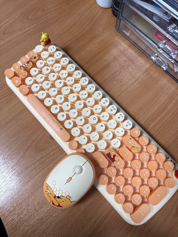 Winnie the Pooh keyboard and mouse, Computers & Tech, Parts ...