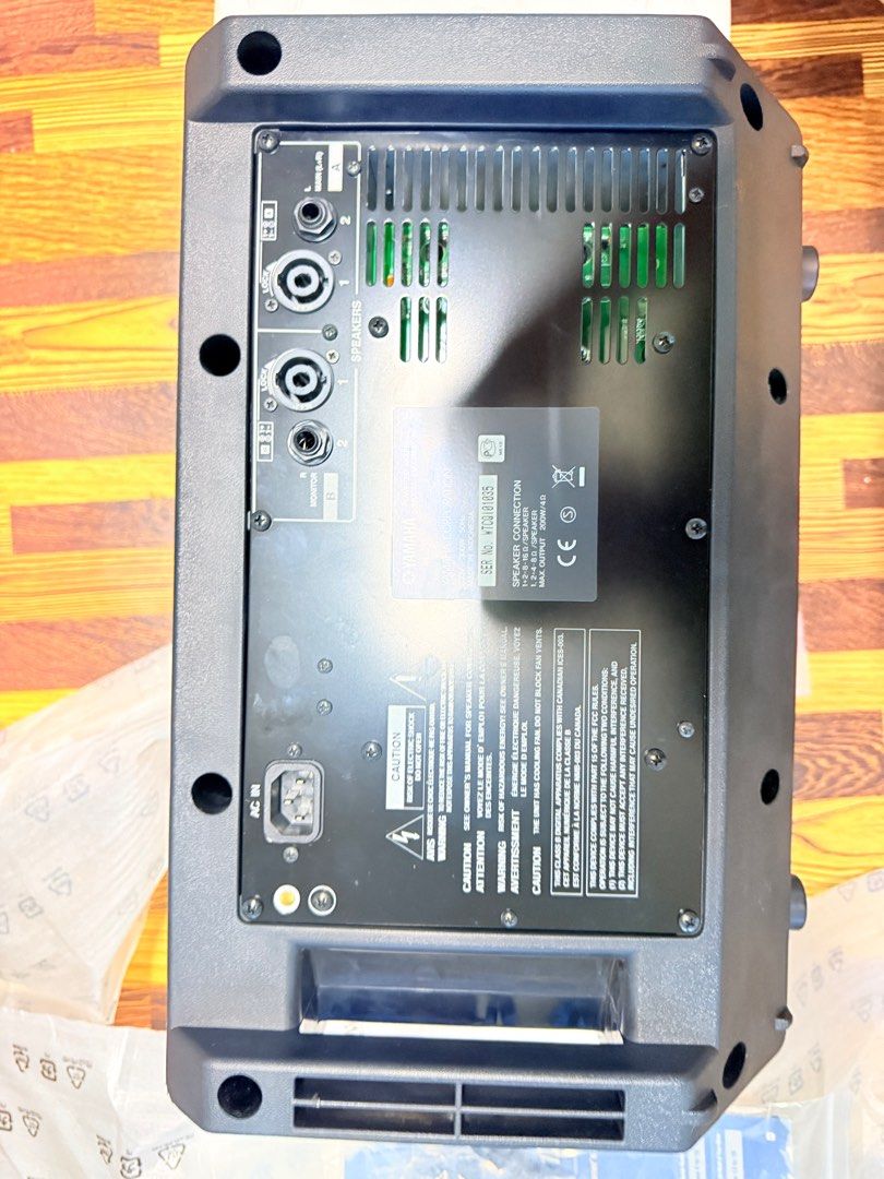 Yamaha EMX212S powered mixer. It is a 12-channel mixer with a built-in ...