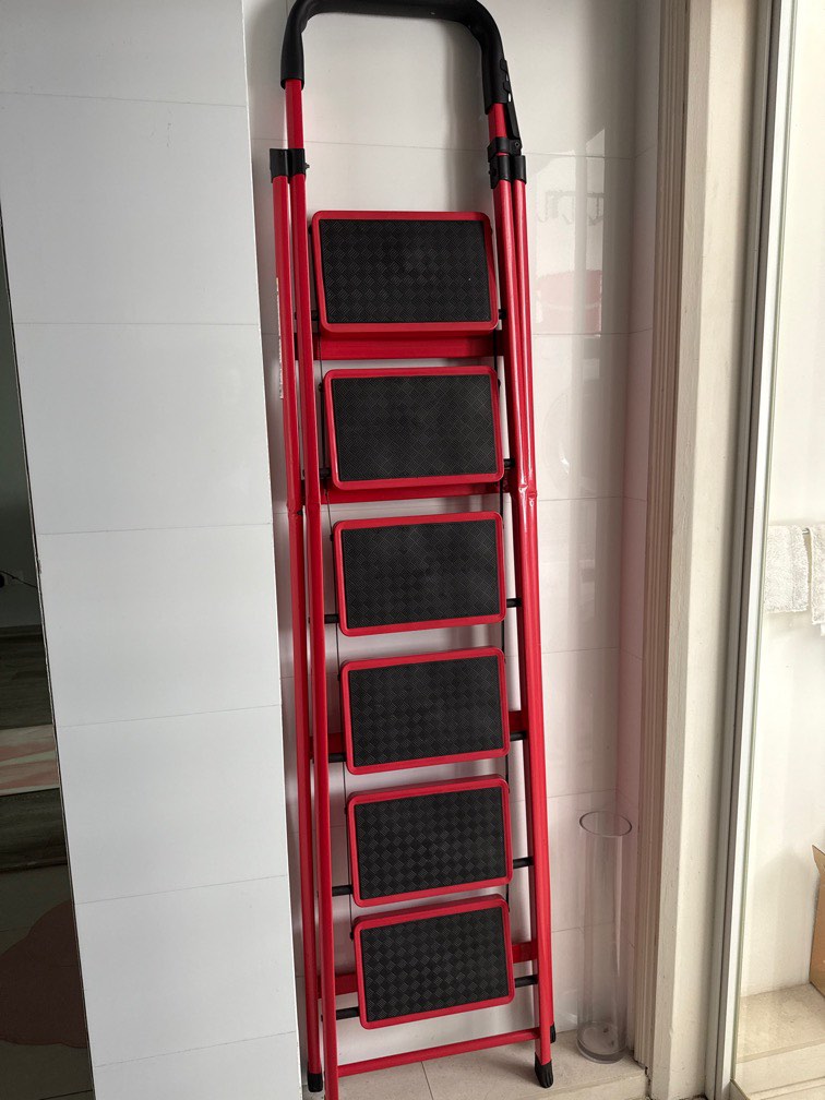6 steps ladder, Furniture & Home Living, Home Improvement ...