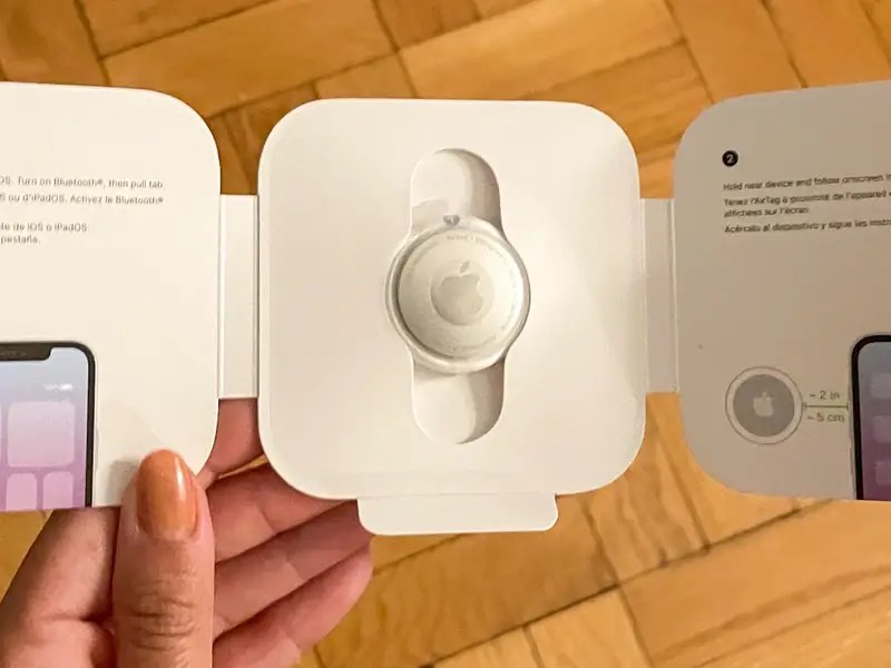 Authentic Apple Original AirTag, Mobile Phones & Gadgets, Mobile & Gadget Accessories, Other ...