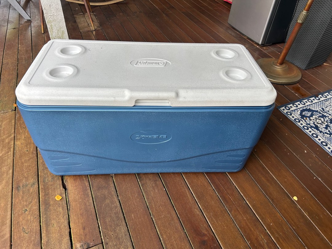 Coleman Xtreme Ice cooler / chilly bin, Everything Else on Carousell