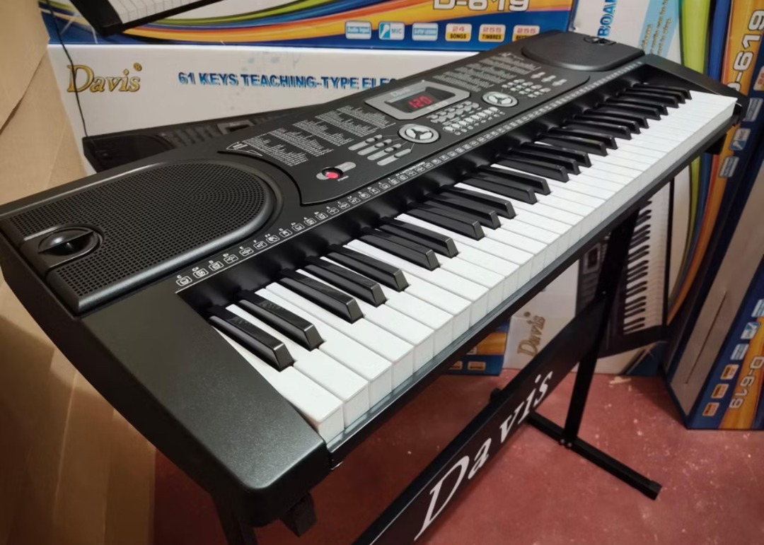 Davis Piano, 61Keys Piano, Davis Keyboard, Hobbies & Toys, Music ...