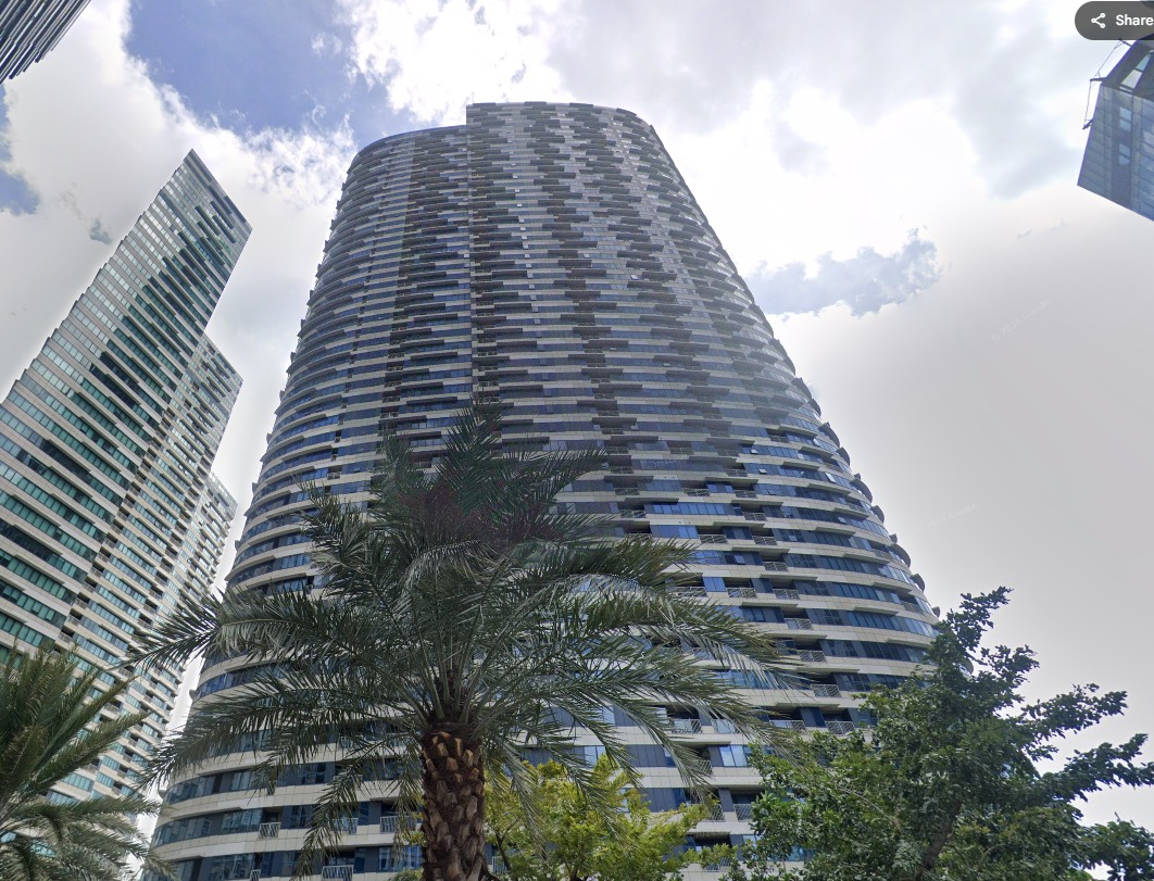 GOOD DEAL ALERT!! 2BR loft in One Rockwell West Tower, Makati City ...