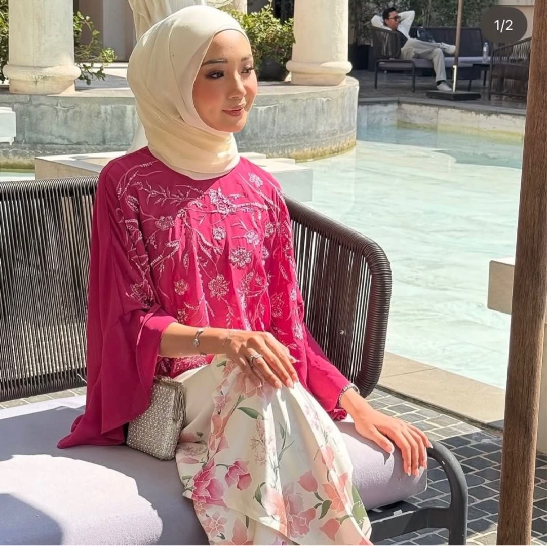 Guzel KL Dang Anggerik, Women's Fashion, Muslimah Fashion, Baju Kurung ...