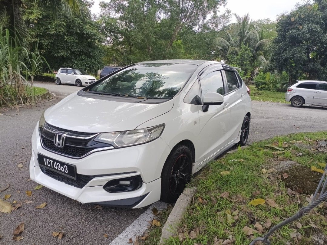 Honda jazz 2019 E, Cars, Cars for Sale on Carousell