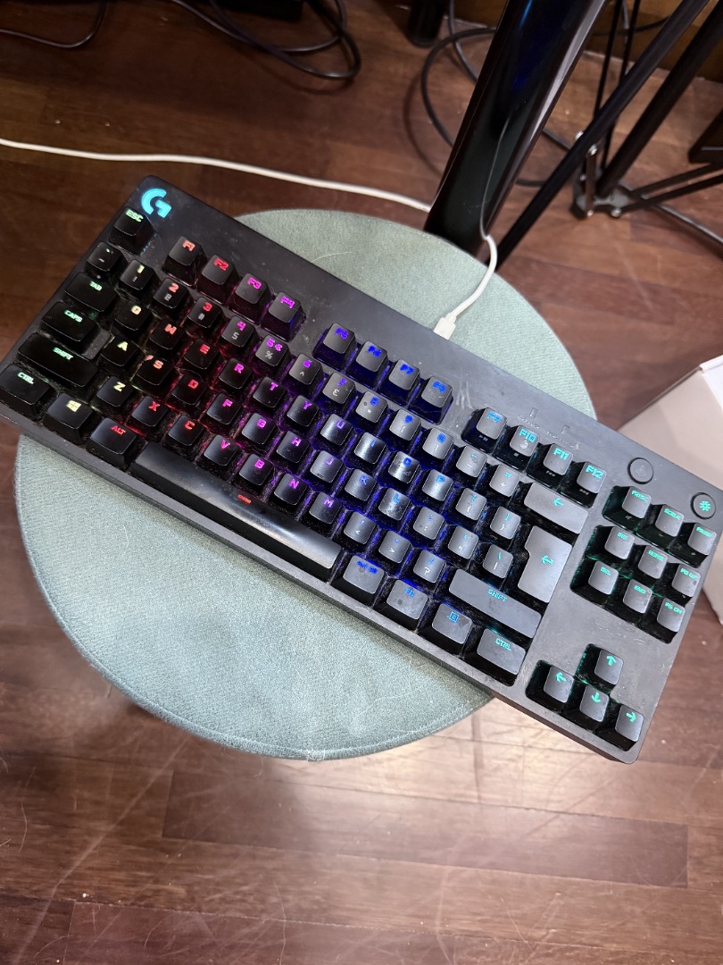 Logitech G Pro Tenkeyless Gaming Keyboard with RGB, Computers & Tech ...