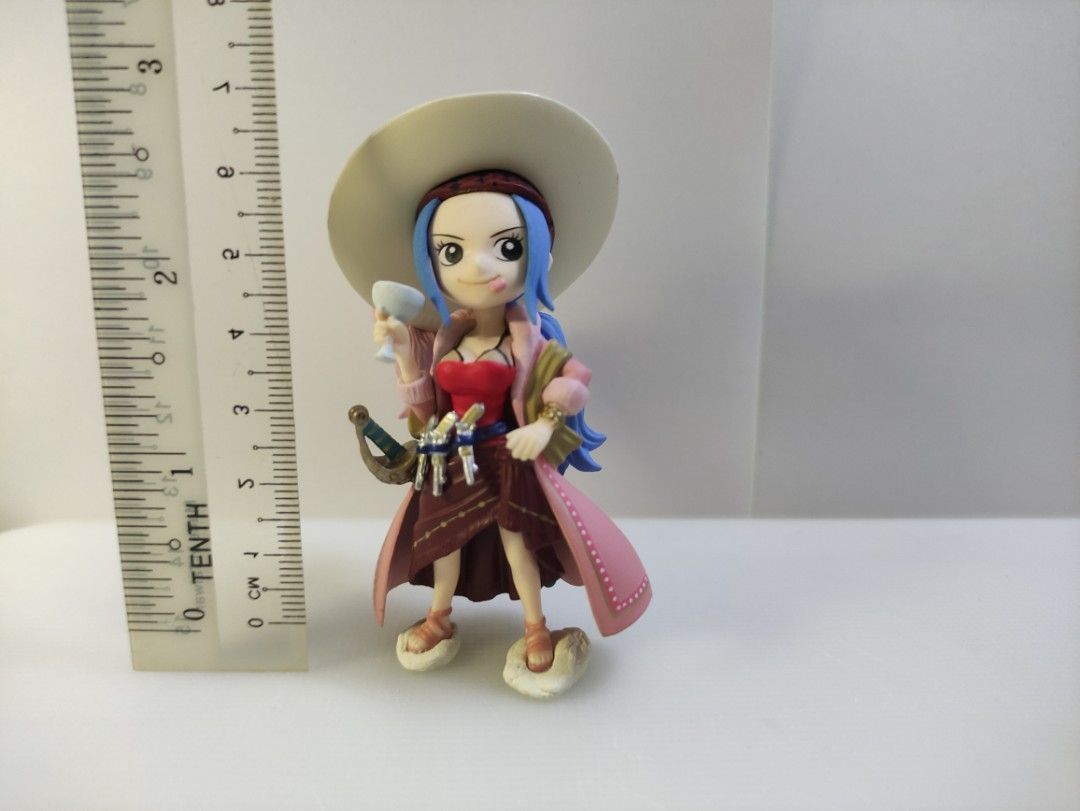 [Loose] One Piece Figure Lot 01 (Boa Hancock, Nico Robin, Vivi, Carrot ...