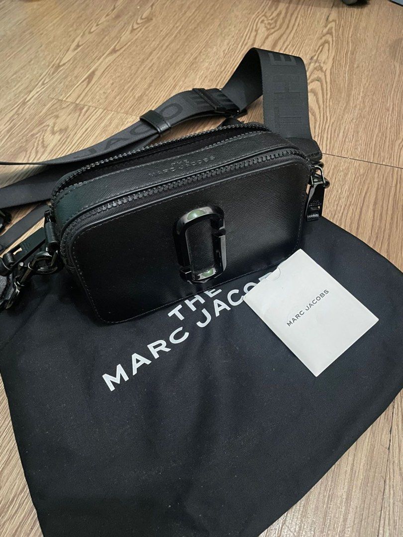Marc Jacobs Snapshot Black, Barang Mewah, Tas & Dompet di Carousell