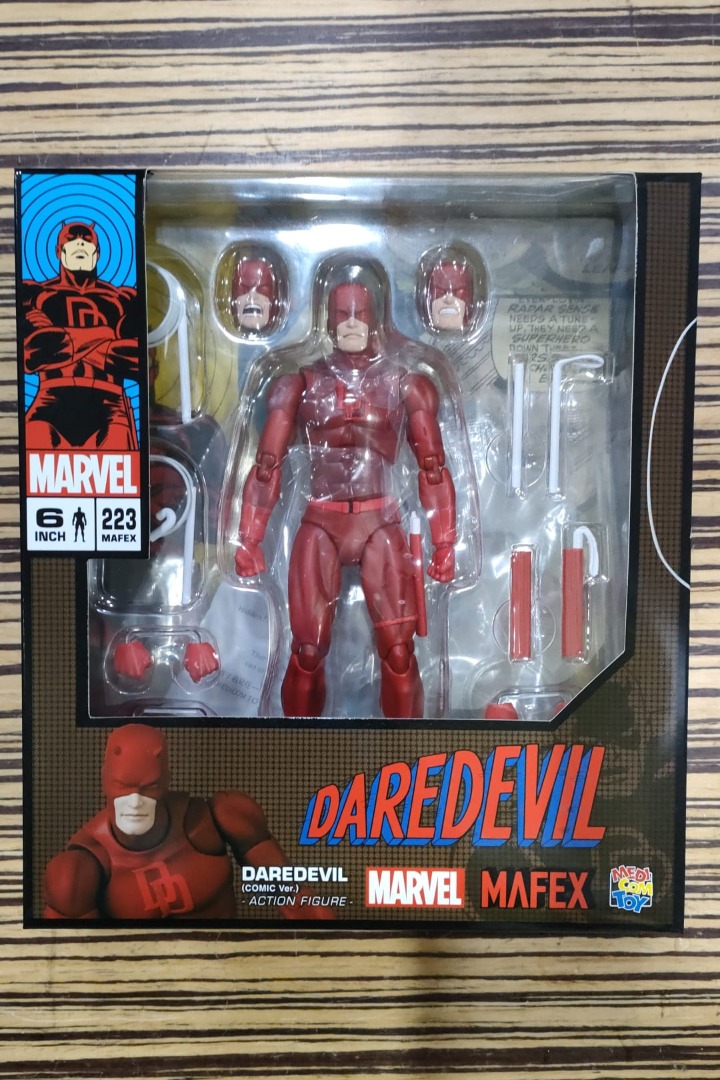 Medicom MAFEX No.223 - Daredevil (Comic Ver.), Hobbies & Toys, Toys & Games on Carousell