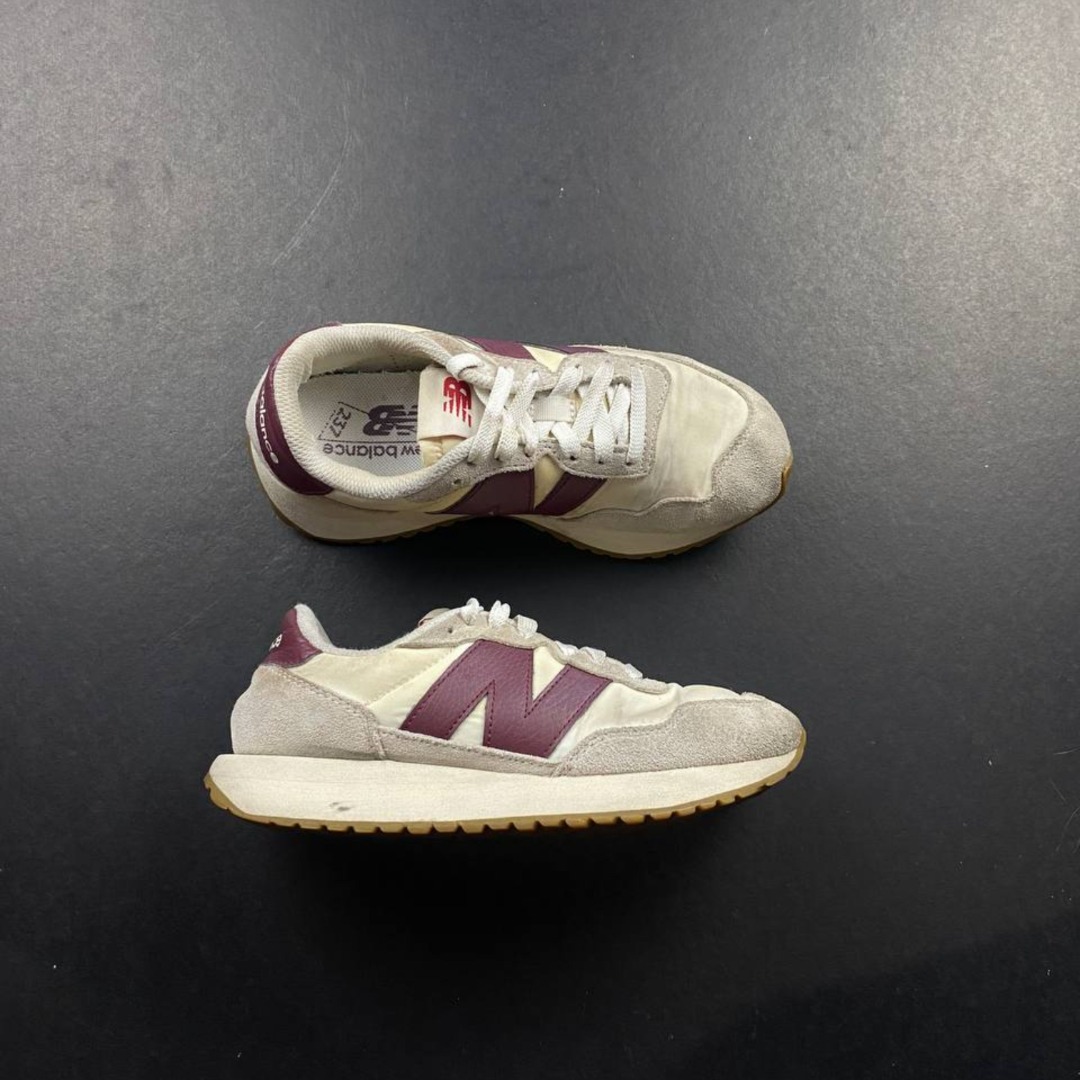NEW BALANCE 237, Women's Fashion, Footwear, Sneakers on Carousell