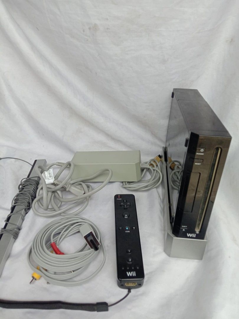 Nintendo Wii black.model set Japan version Tested working 110v ac ...