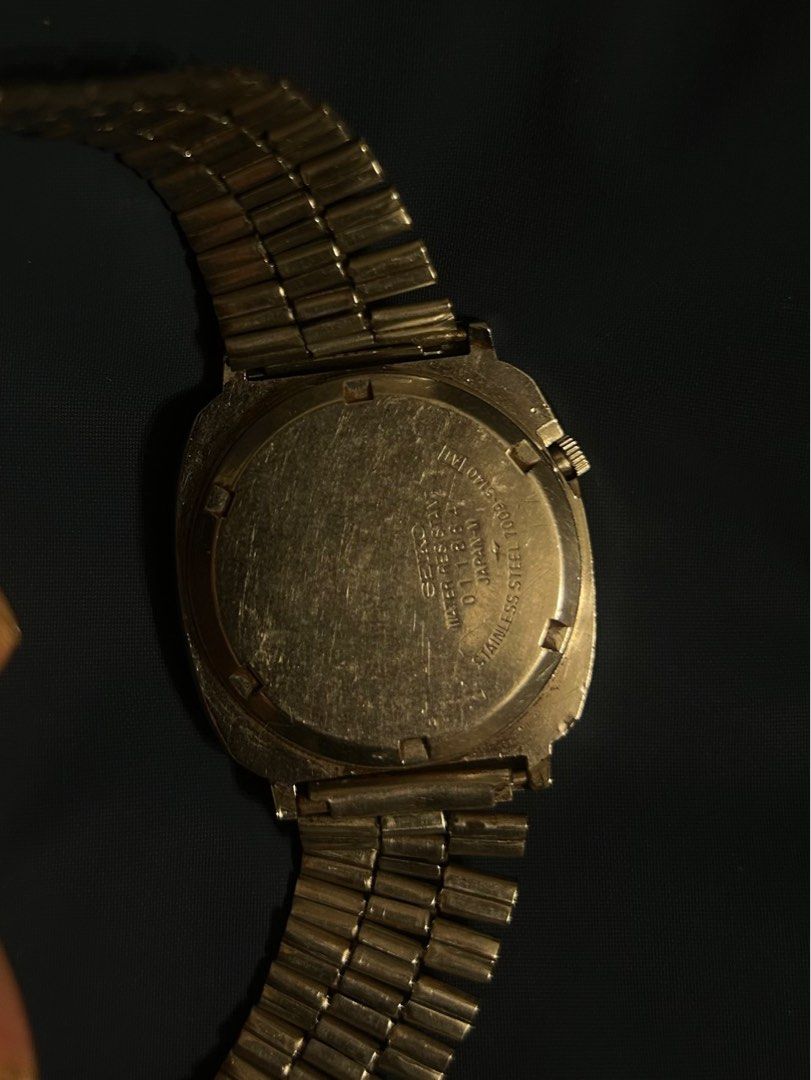 SEIKO square shaped vintage watch in great condition, Men's Fashion ...