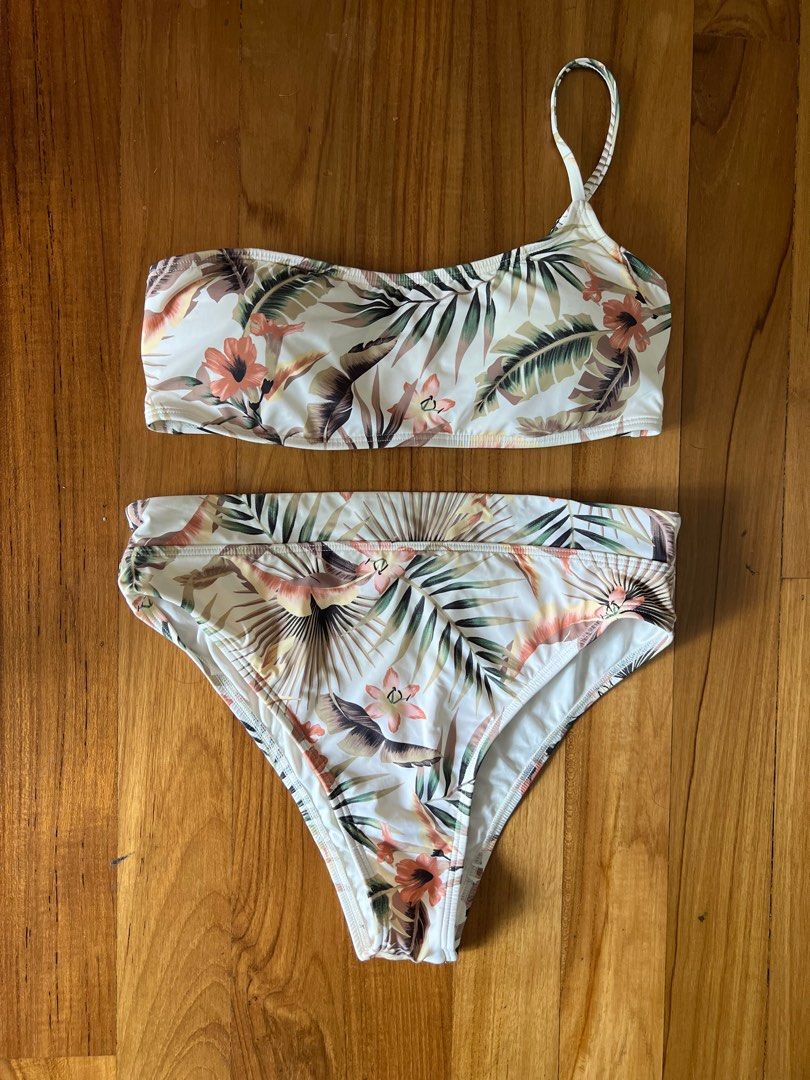 U.P $130 [SET] Billabong high waisted one shoulder frankies bikini rip ...