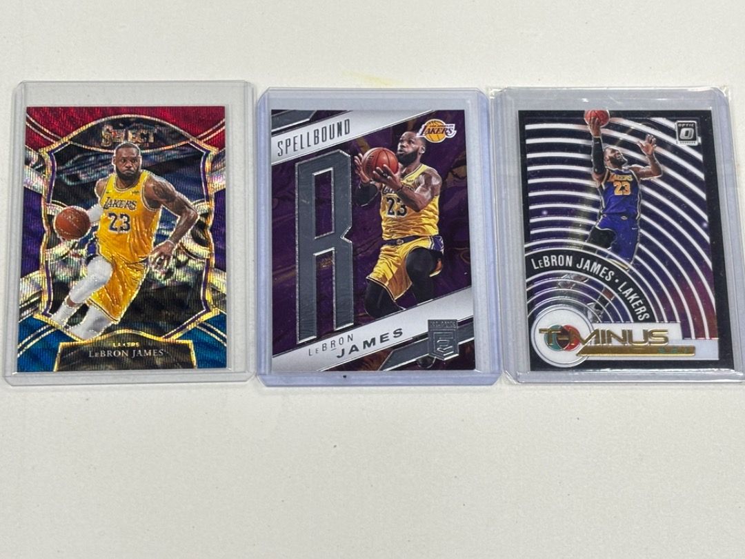 Stephen Curry, Lebron James, Luka Doncic Insert Mixed, 興趣及遊戲, 玩具 & 遊戲類 ...