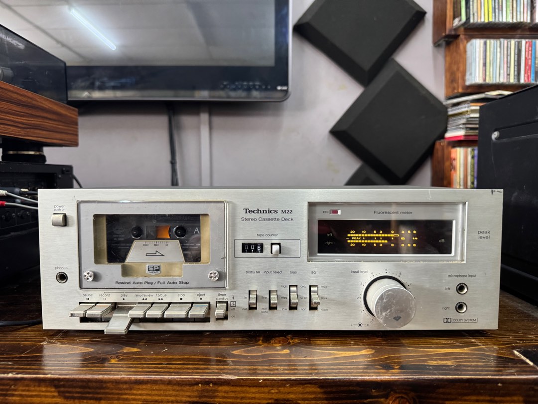 Technics RS-M22 Stereo Cassette Deck (1979), Audio, Soundbars, Speakers & Amplifiers on Carousell