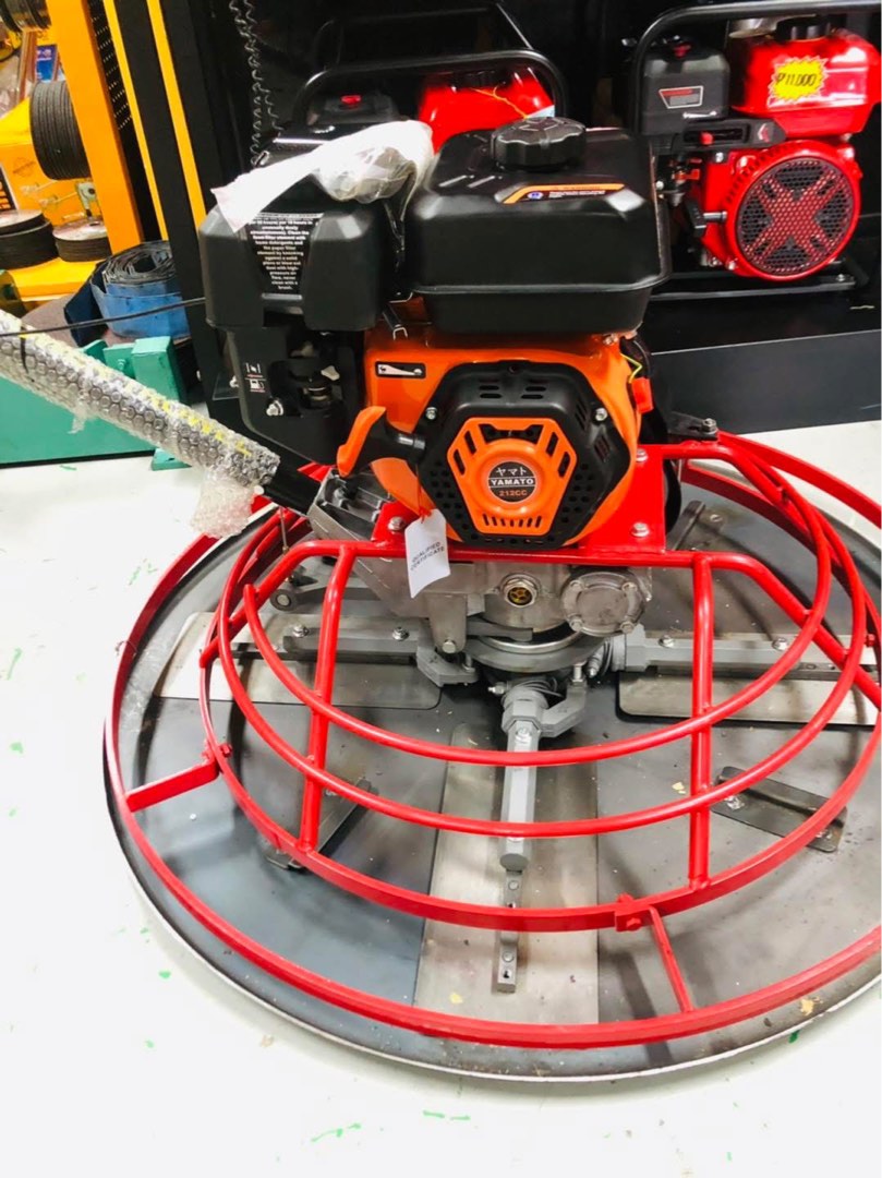 YAMATO GASOLINE POWER TROWEL, Commercial & Industrial, Construction ...