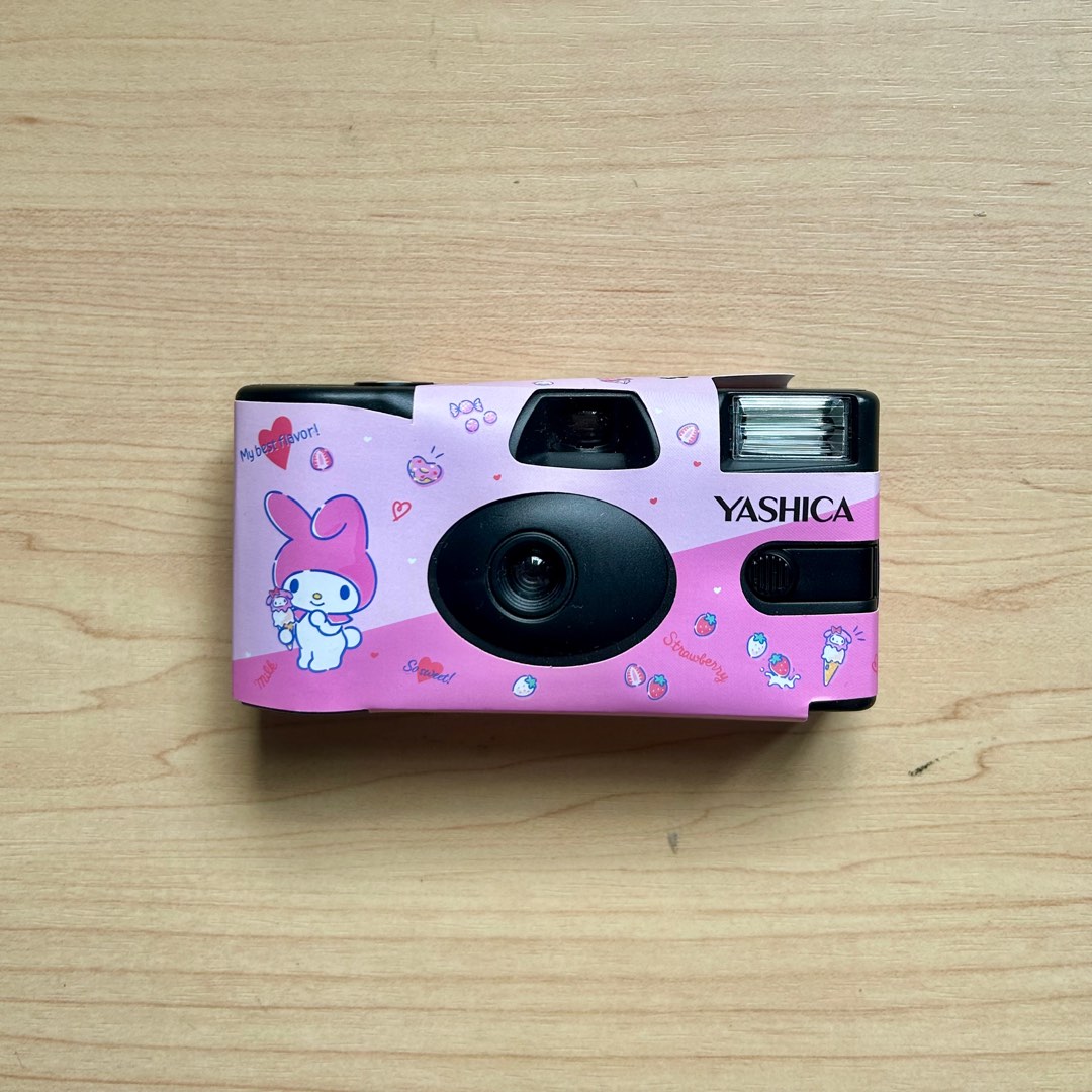 Yashica x Sanrio Melody Single Use Instant Film Camera 一次性菲林相機, 攝影器材, 相機 - Carousell