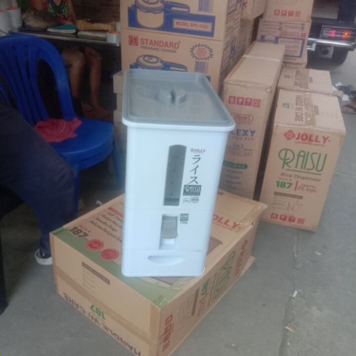 25 Kilos rice dispenser, Furniture & Home Living, Home Improvement ...