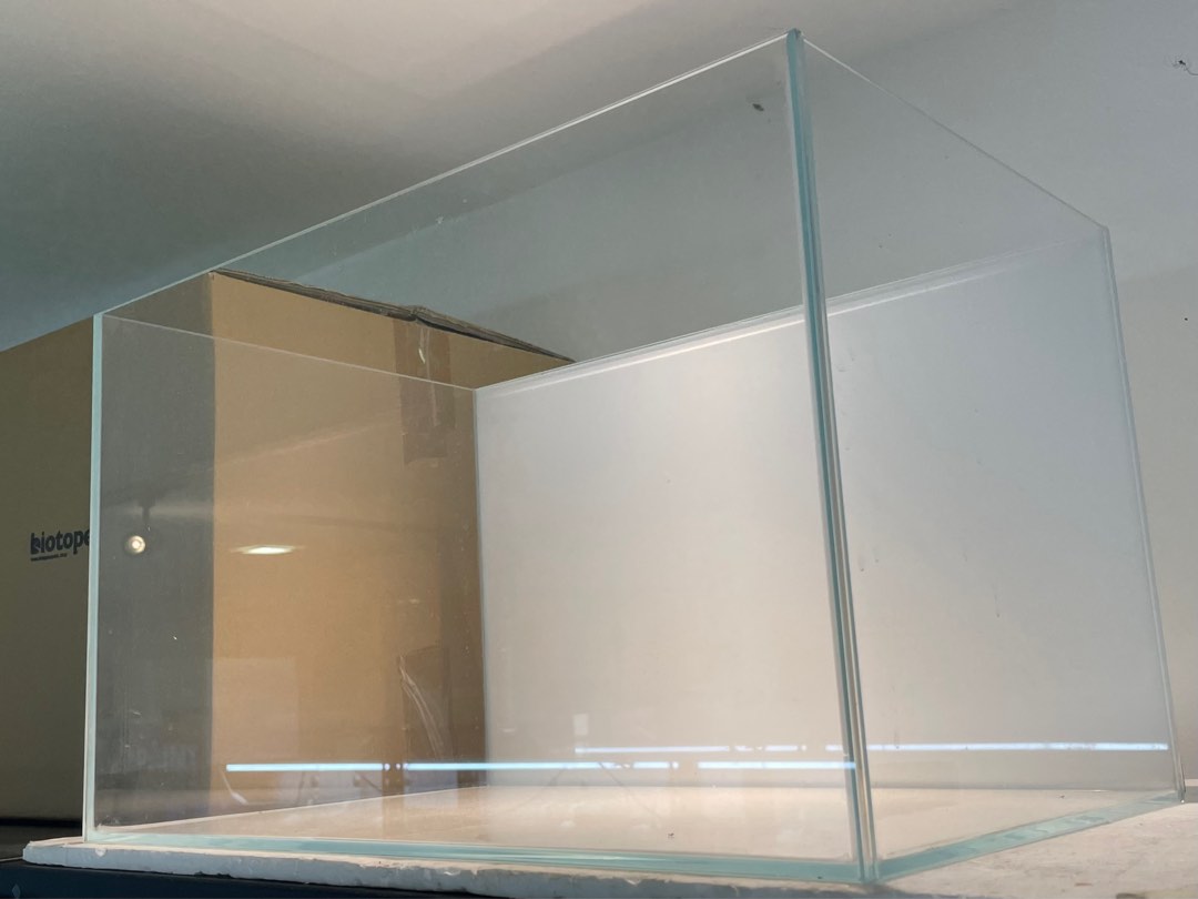 45cm x 30cm x 28cm Crystal Clear Glass Fish Tank, Pet Supplies, Homes ...