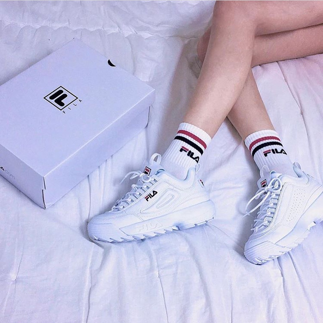 現貨 Fila Disruptor II Premium Sneakers 真皮老爹鞋 240 / 250, 女裝, 鞋, 波鞋 ...