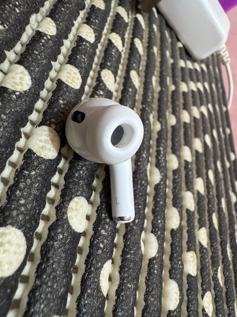 AirPods Pro Gen 2 left buds Type C(dami stock), Audio, Earphones on ...