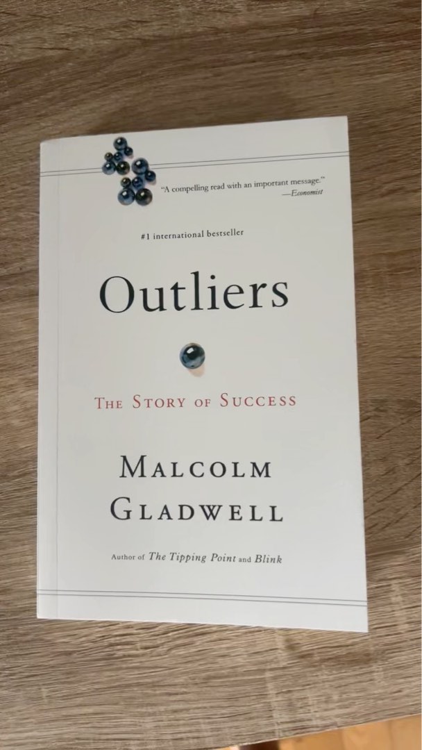 Book non fiction Outliers: The Story of Success by Malcolm Gladwell ...