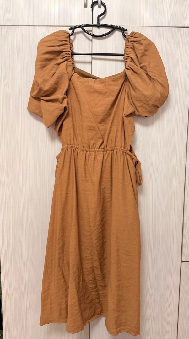 BYSI, Women's Fashion, Dresses & Sets, Dresses on Carousell