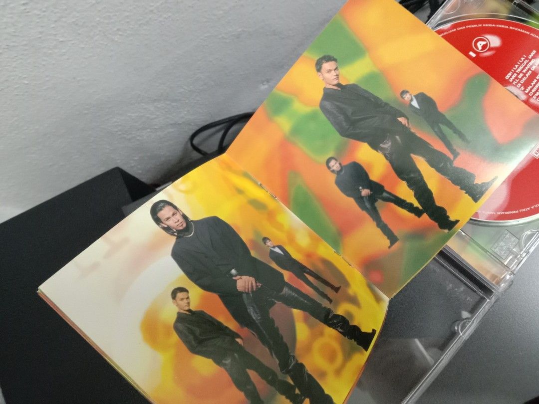 CD KRU "krumania" (red disc), Hobbies & Toys, Music & Media, CDs & DVDs ...
