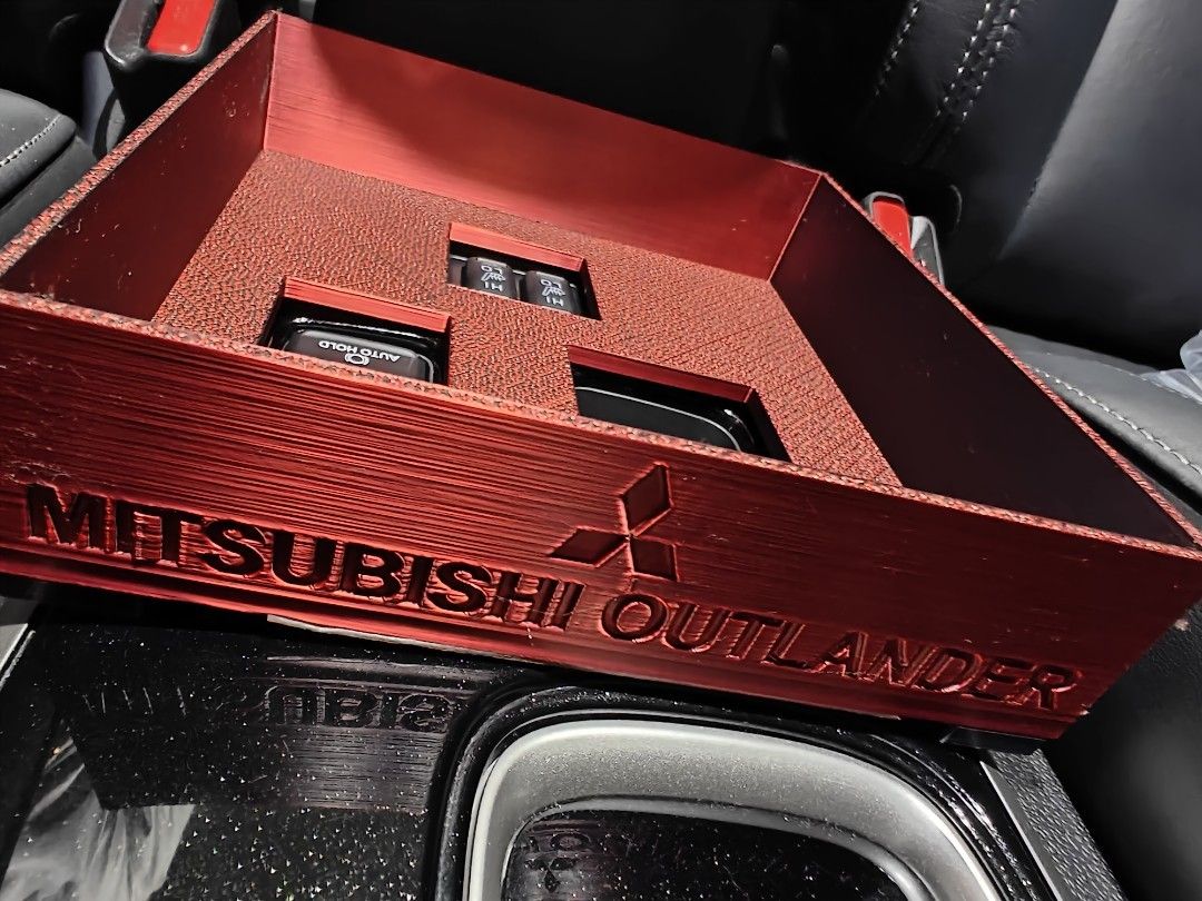 Customised Mitsubishi Outlander 3rd generation center console storage ...