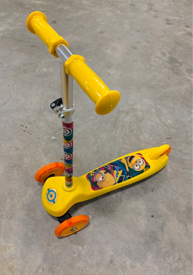 Despicable Me Minion Scooter, Sports Equipment, Sports & Games, Skates ...