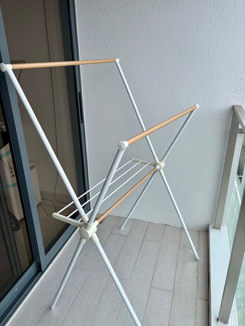 EXTENDABLE DRYING RACK, Furniture & Home Living, Home Improvement ...
