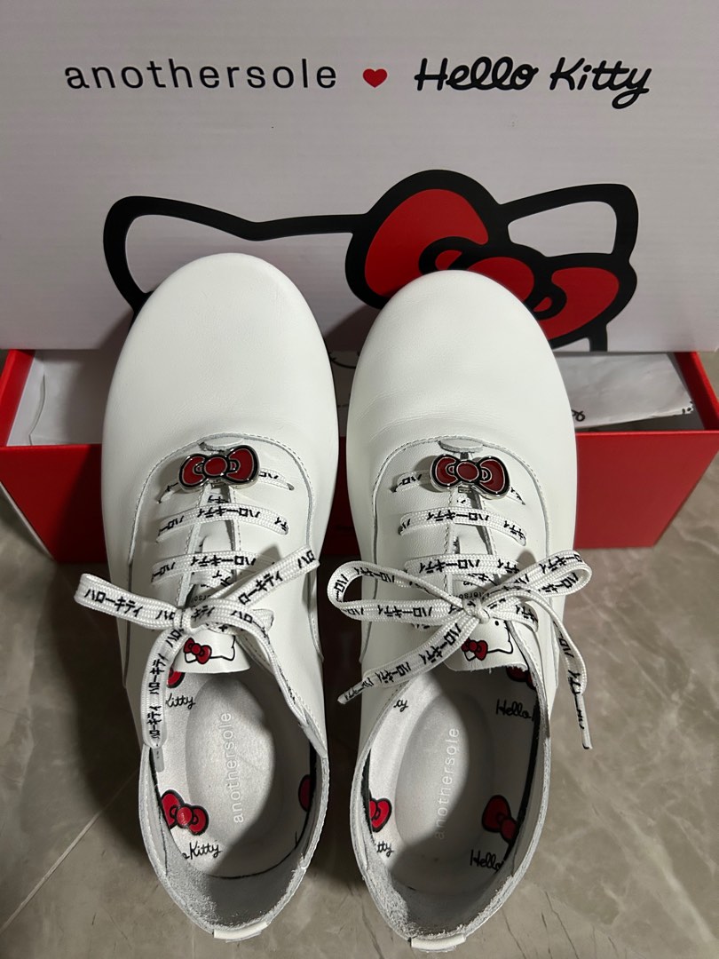 Hello Kitty Anothersole Sz 36, Women's Fashion, Footwear, Flats on ...