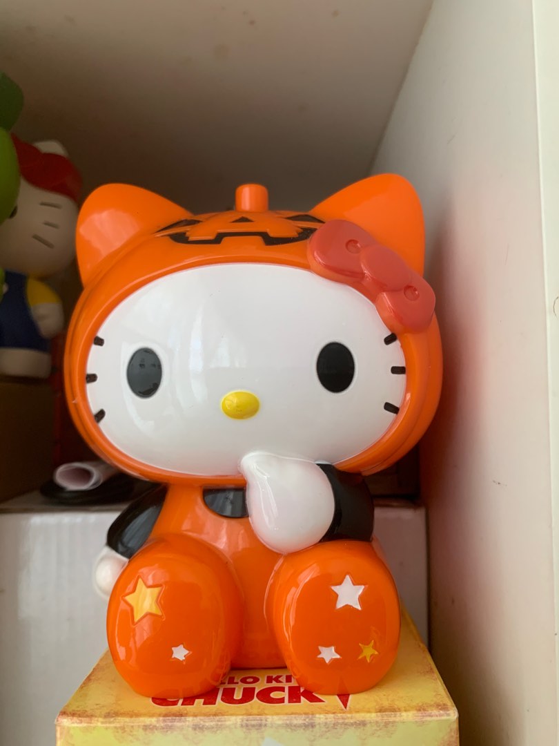 Hello Kitty coin bank, Hobbies & Toys, Toys & Games on Carousell