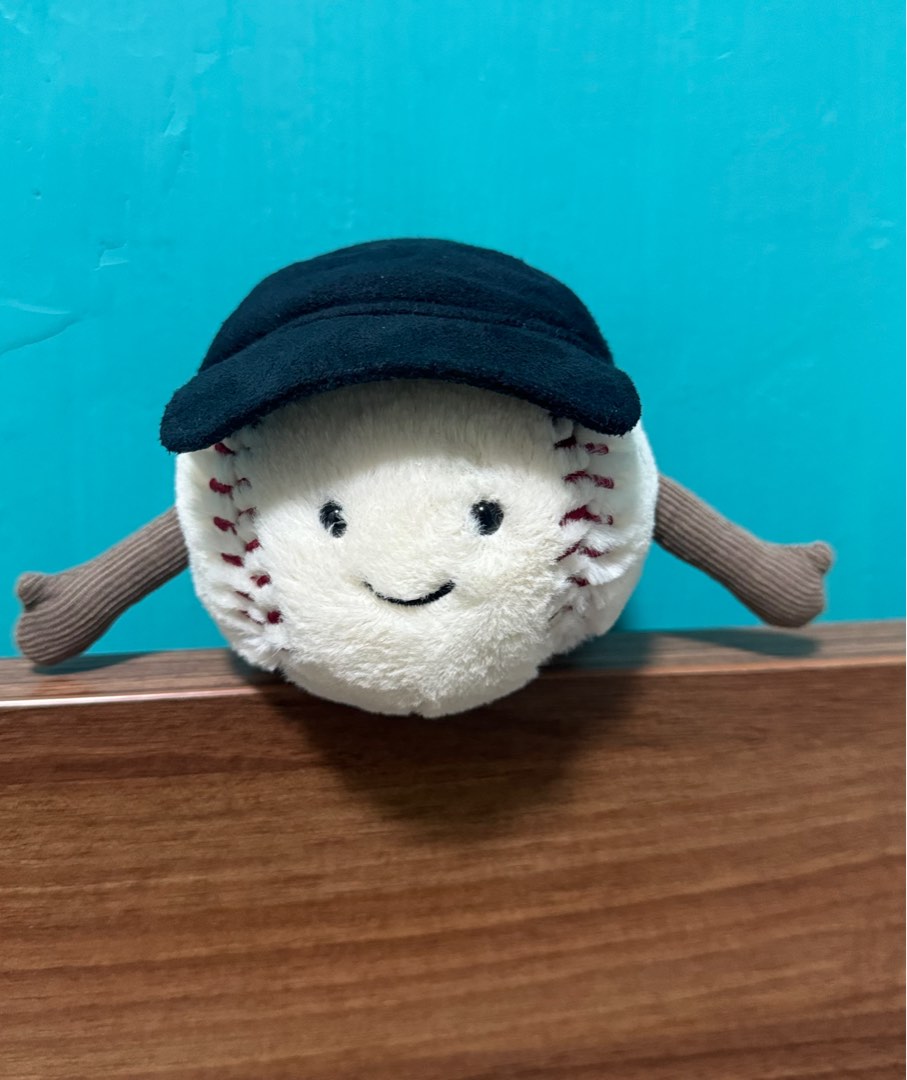 Jellycat - amuseables baseball 棒球, 興趣及遊戲, 玩具 & 遊戲類 - Carousell