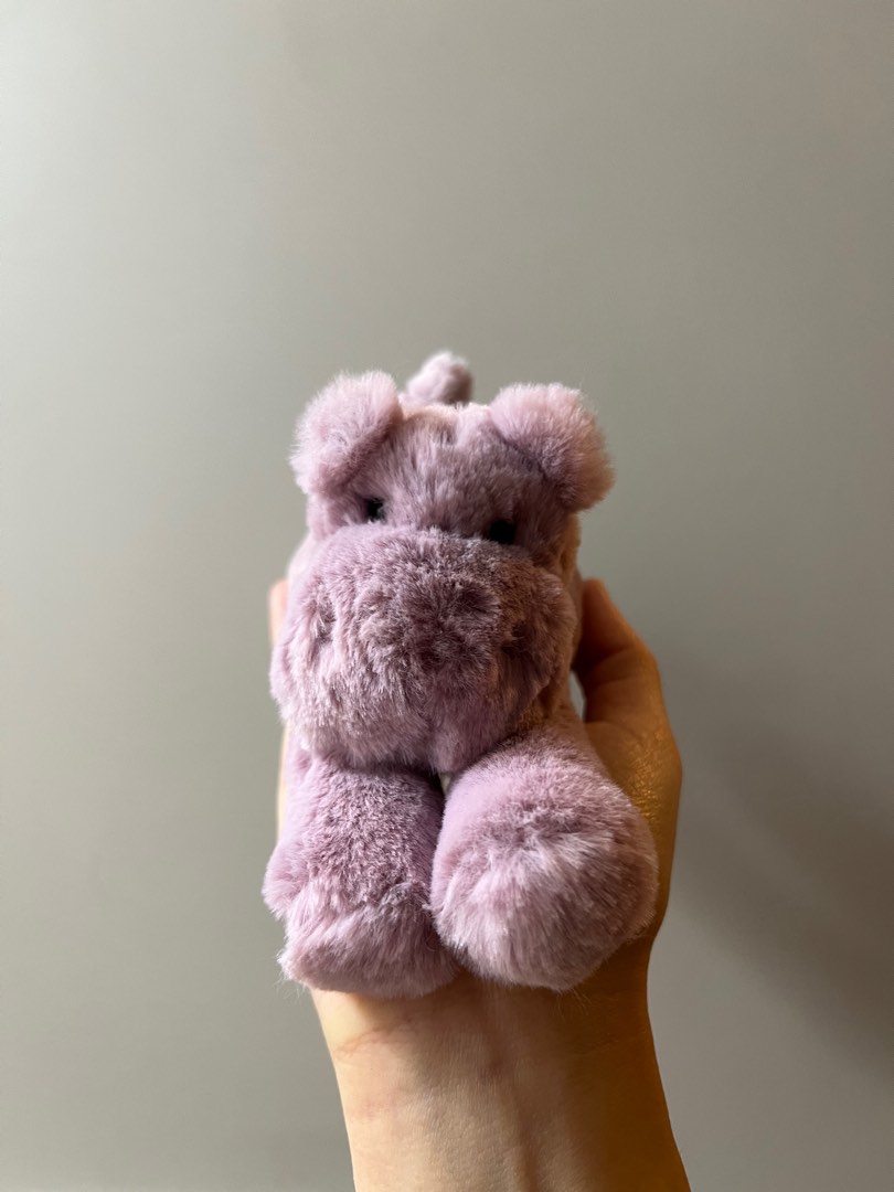 Jellycat Tiny Smudge Hippo, Hobbies & Toys, Toys & Games on Carousell