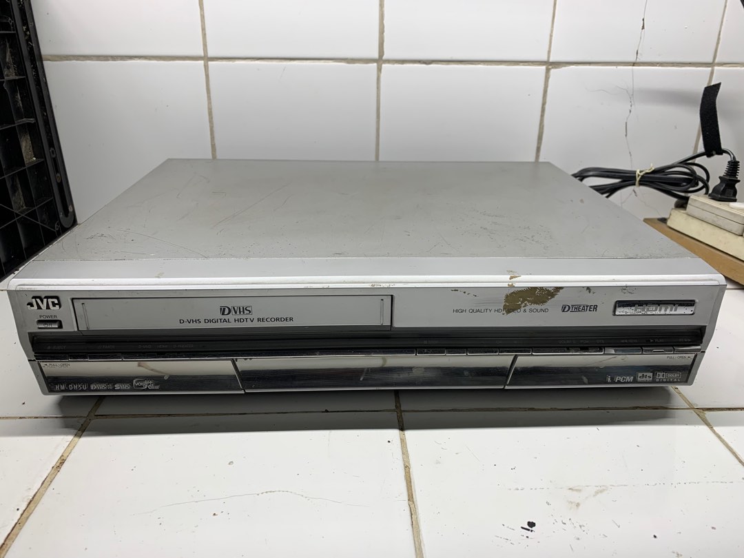 JVC Digital VHS (DVHS)Player Recorder from USA 120volts Original, TV ...