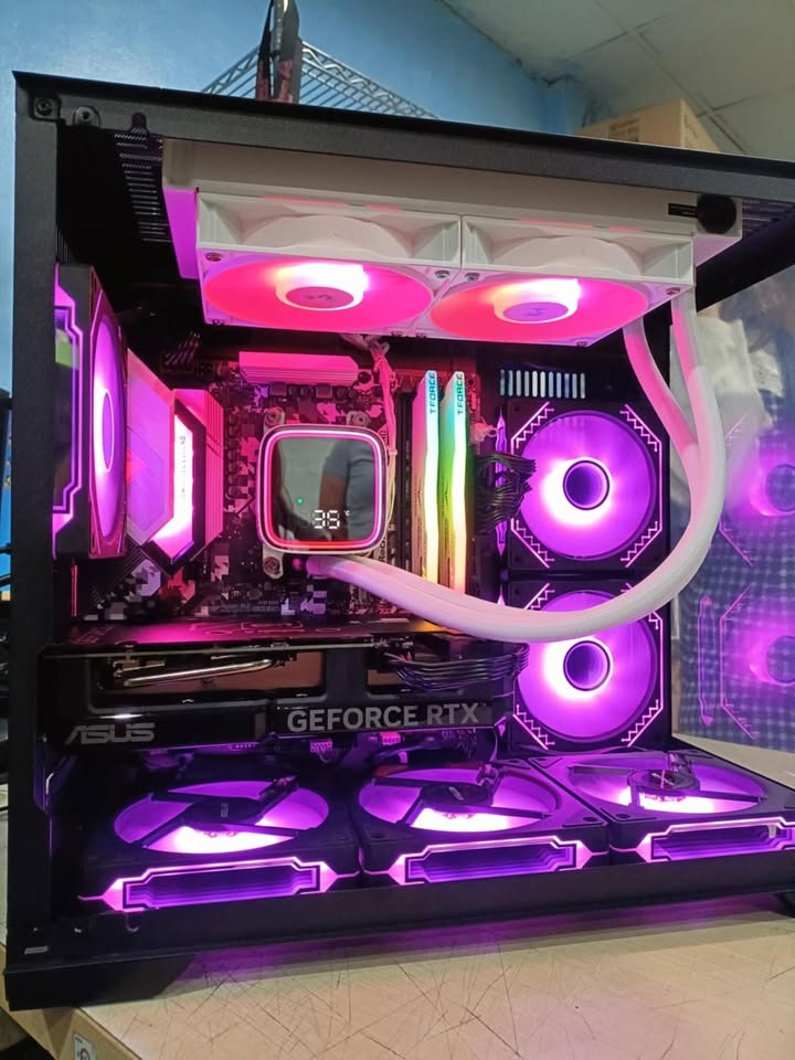 KEYTECH ROBIN MINI TEMPERED CASE, Computers & Tech, Desktops on Carousell