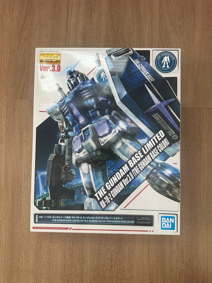 MG 1/100 Gundam Base limited RX-78-2 ver3.0, Hobbies & Toys, Toys & Games on Carousell