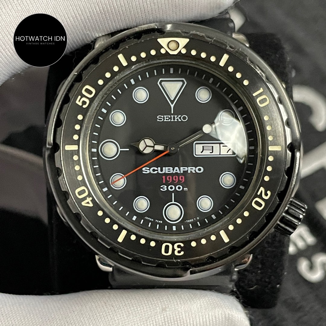 seiko scubapro tuna diver watch, Fesyen Pria, Jam Tangan di Carousell