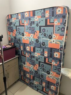 tilam queen span, Furniture & Home Living, Furniture, Bed Frames ...