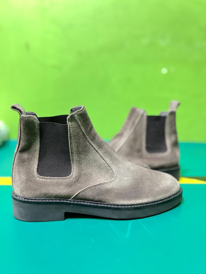 Vintage Chelsea boots 7uk, Men's Fashion, Footwear, Boots on Carousell