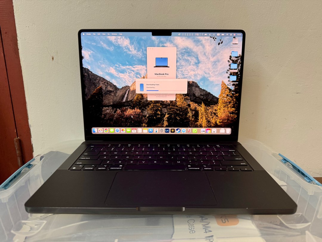 Apple M4 Pro Macbook Pro w AppleCare 2028, Computers & Tech, Laptops ...