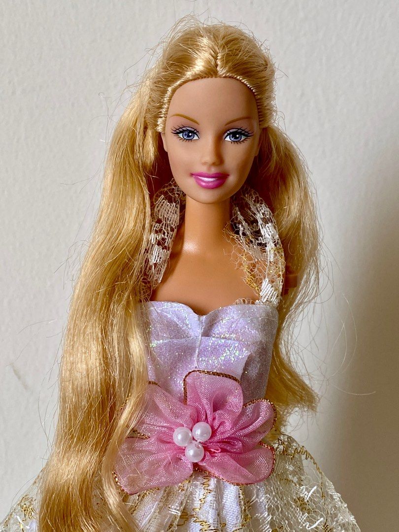 Barbie Rapunzel (Arm Defect), Hobbies & Toys, Toys & Games on Carousell