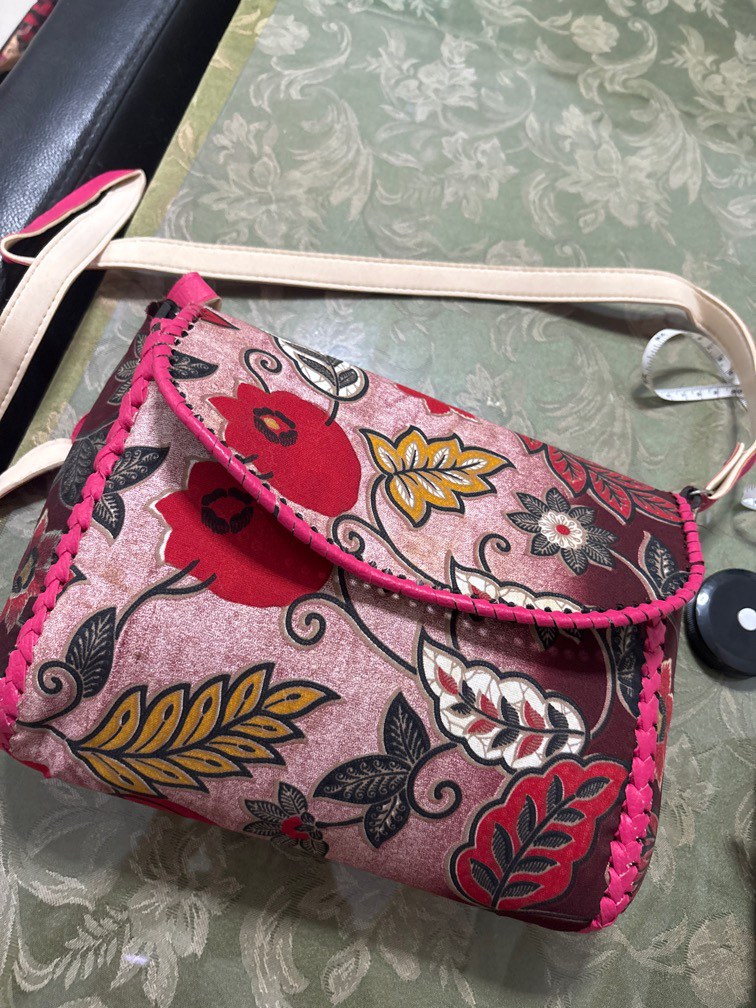 Batik sling bag, Women's Fashion, Bags & Wallets, Cross-body Bags on ...