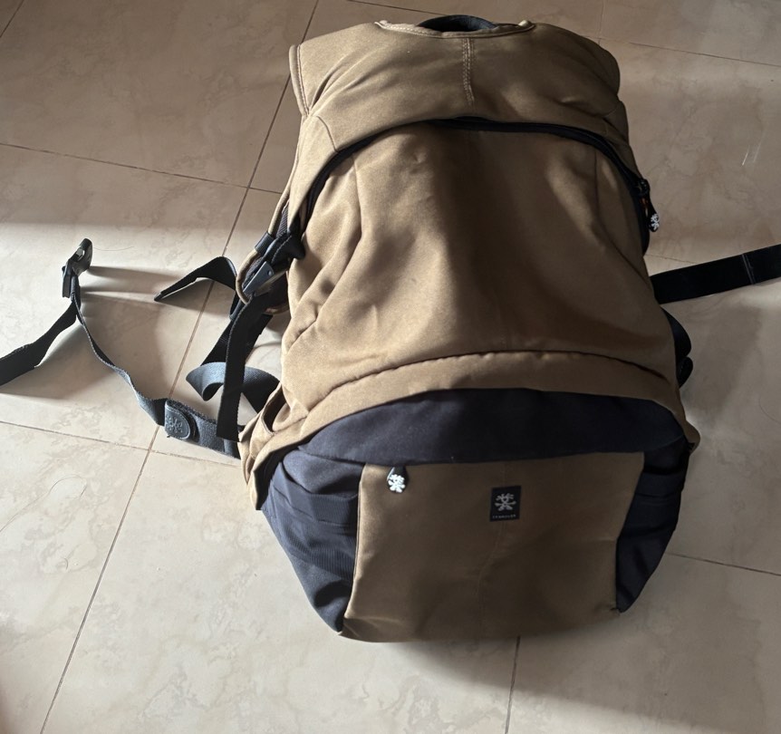 Camera & laptop bag- Crumpler sinking barge, Photography, Photography ...