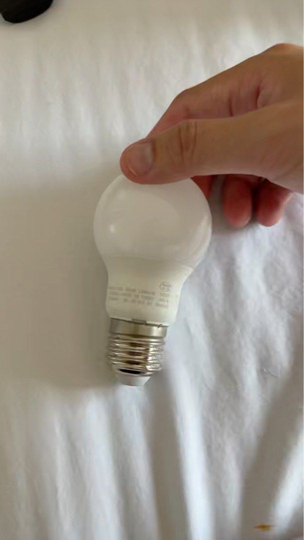 IKEA LED Light Bulb E27 600lm 5000k, Furniture & Home Living, Lighting ...